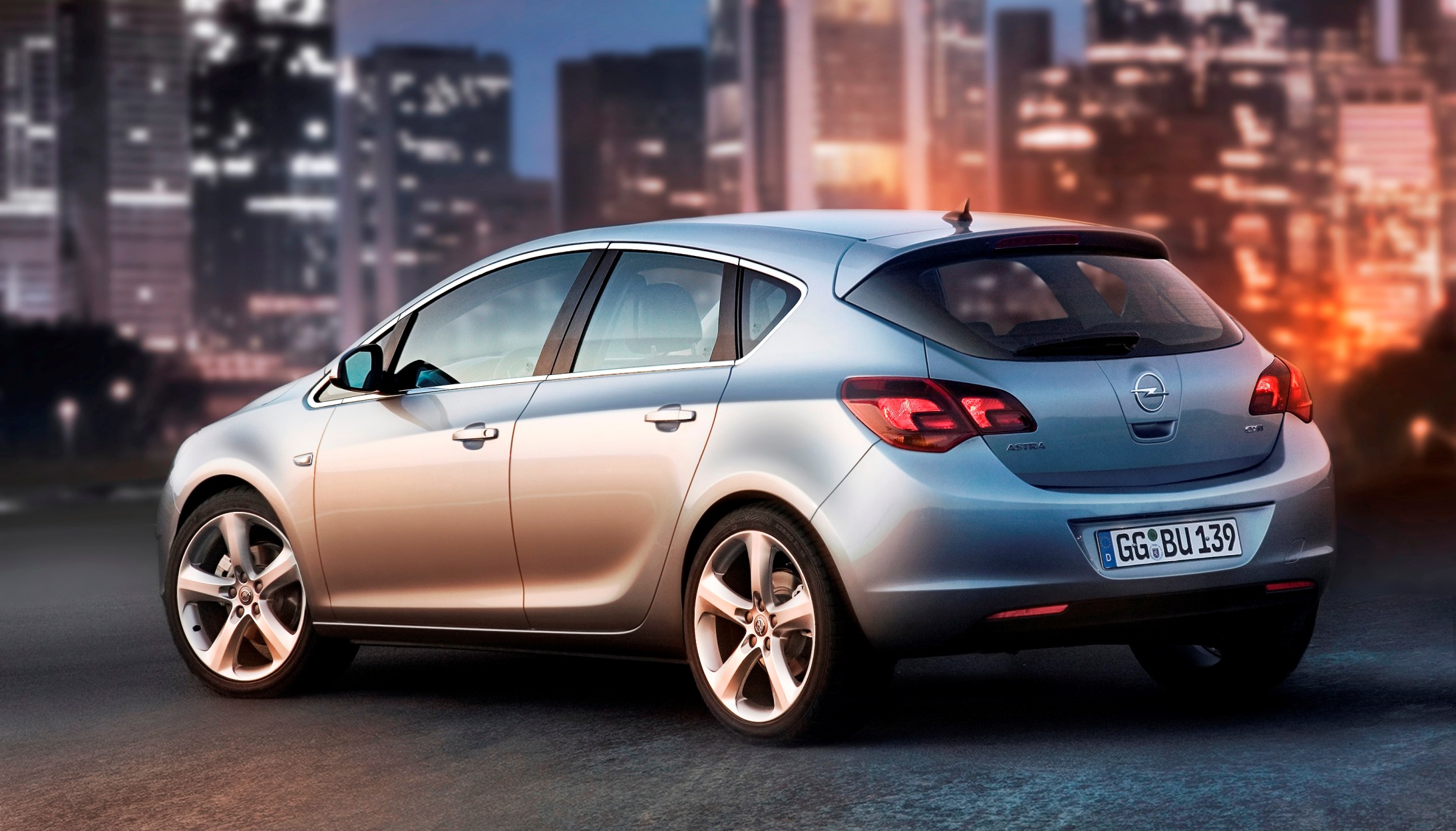 Nuevo Opel Astra, imagen de marca | The Motor Lobby